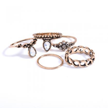 Personality Crystal Combination Suit Rings on Luulla
