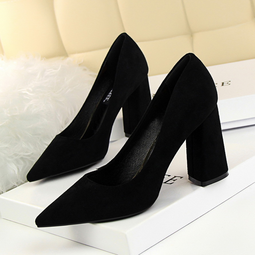 Low Cut Suede Chunky Heel Pointed Toe High Heels Party Shoes on Luulla
