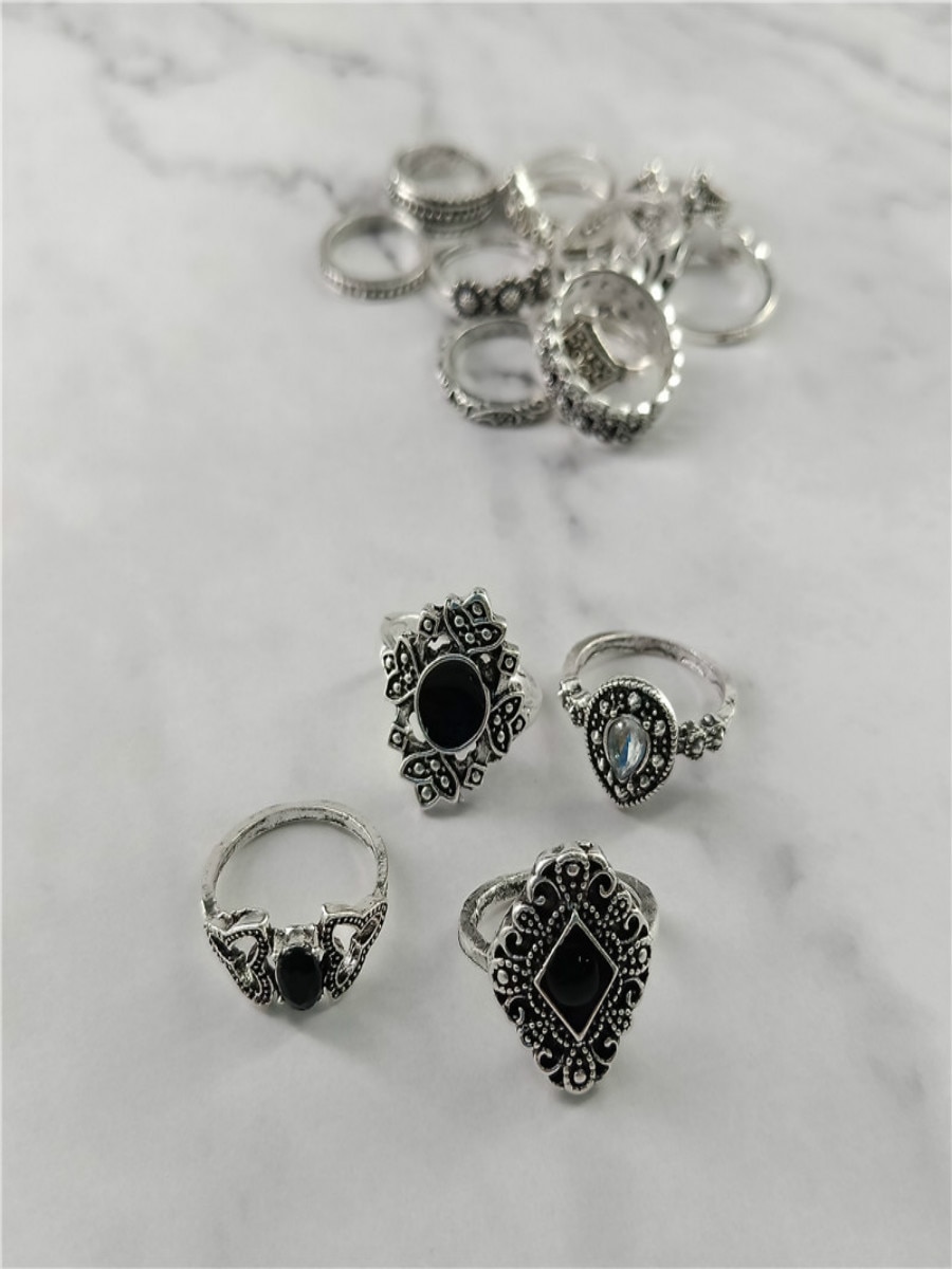Women's 15 Pcs Ring Set Retro Stylish Hollow Floral Design Ring Suit on ...