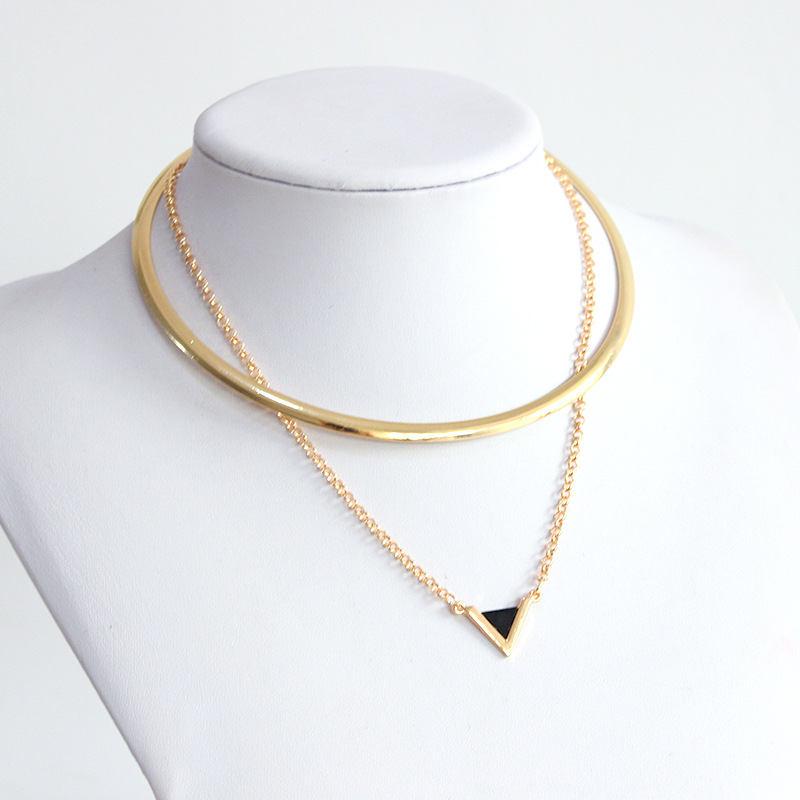 Fashion Geometric Triangle Pendant Necklace on Luulla