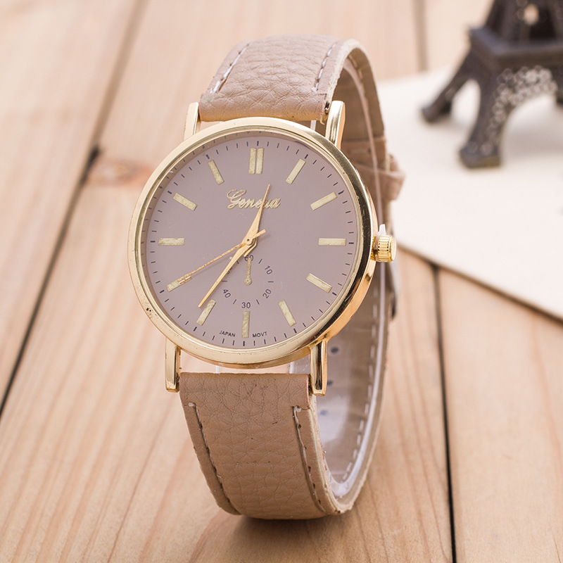 Simple Fashion Pu Strap Watch on Luulla