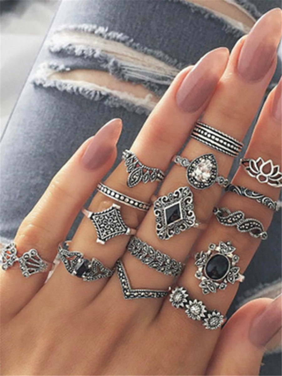 Women's 15 Pcs Ring Set Retro Stylish Hollow Floral Design Ring Suit on ...