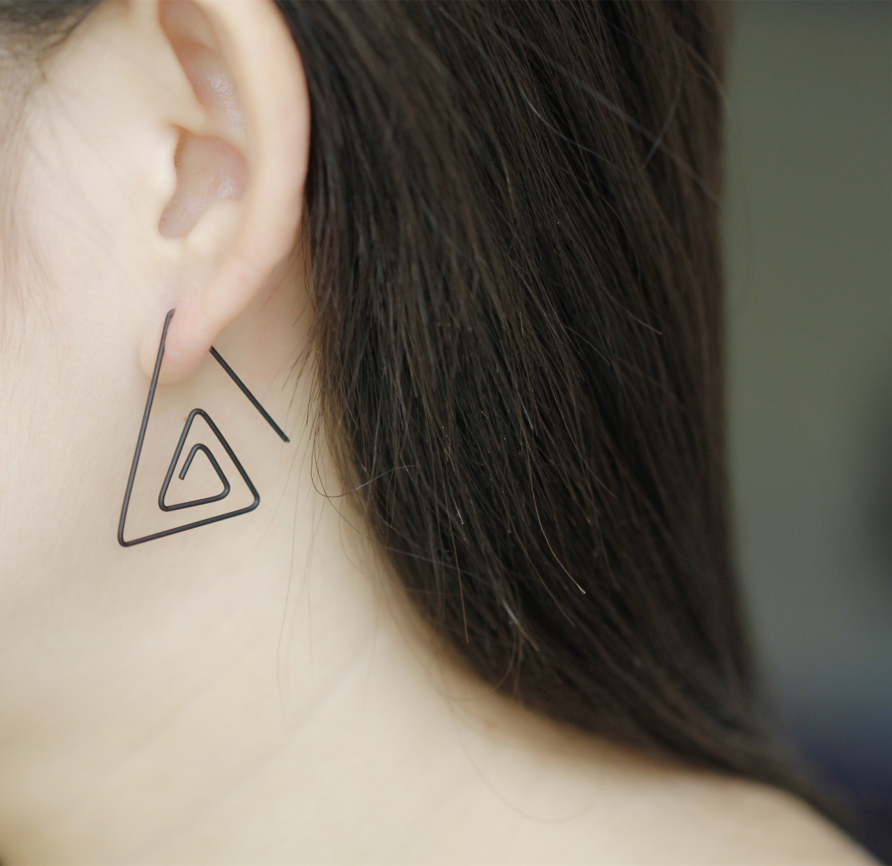 Postmodern Minimalist Fashion Triangle Earrings on Luulla
